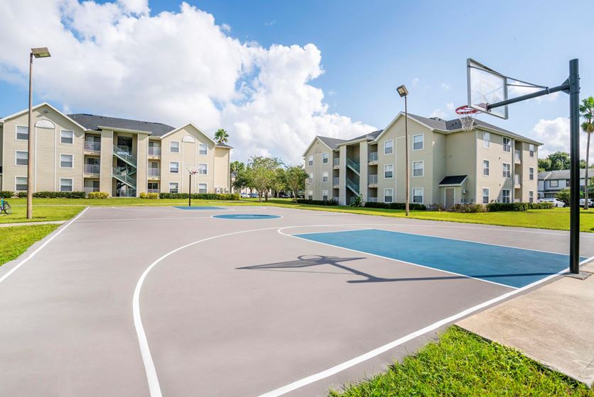 The Pointe at Central Apartments UCF Orlando - 407apartments